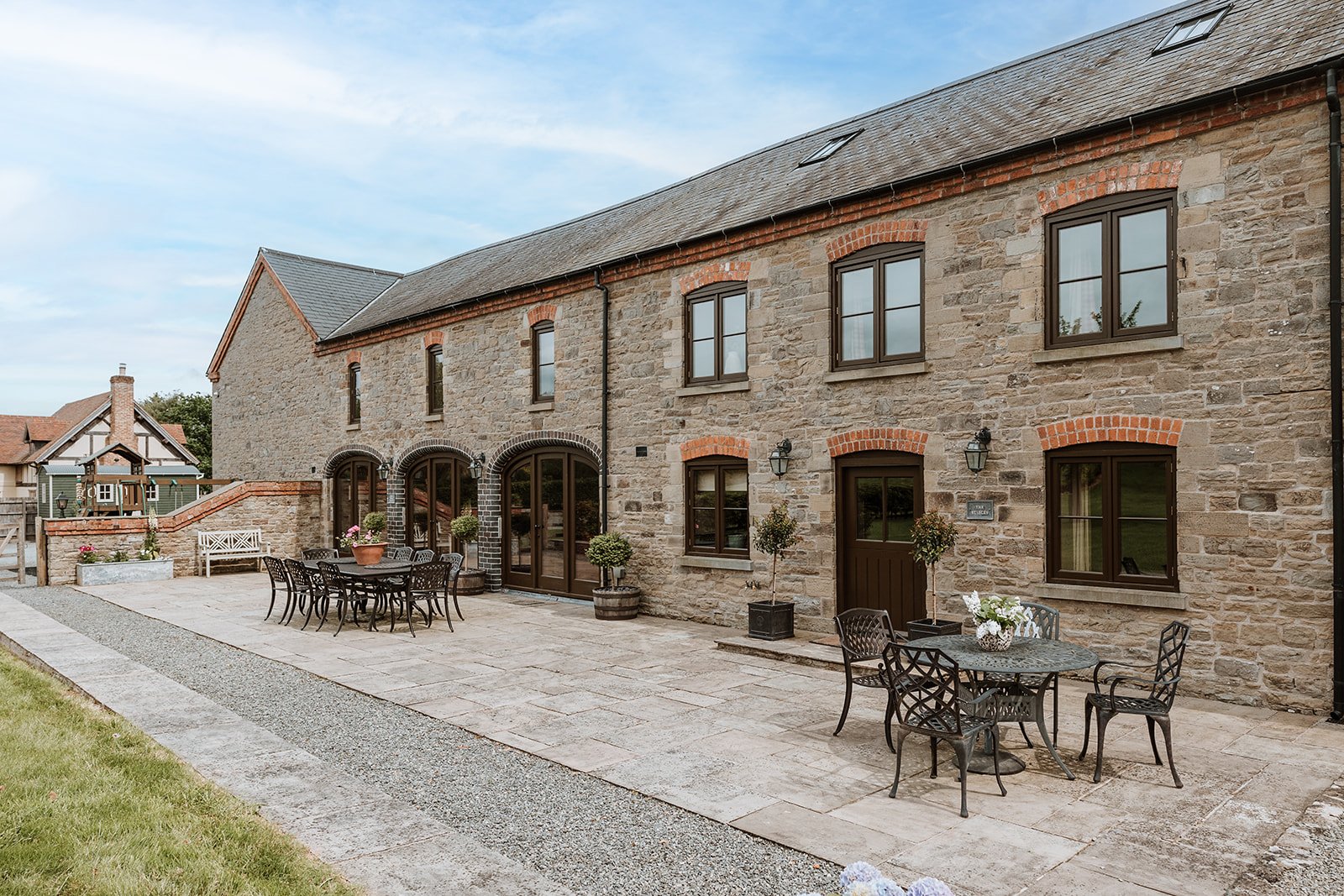 The Stables, Wainhouse & Granary - The Barns